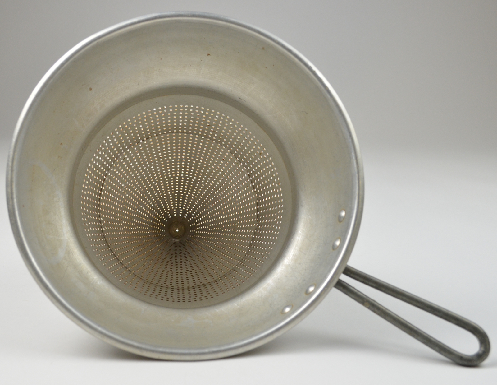 Vintage Wear Ever No. 462 Aluminum Apple Masher & Strainer Wooden ...