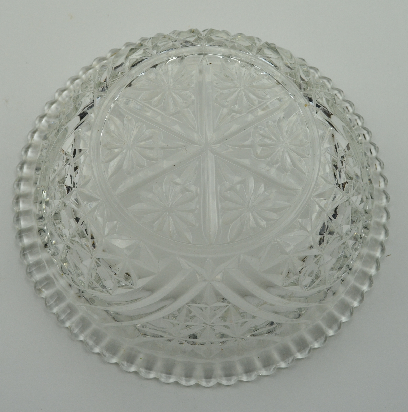 Anchor Hocking - Stars And Bars Pattern - Round Bowl - 8" Round